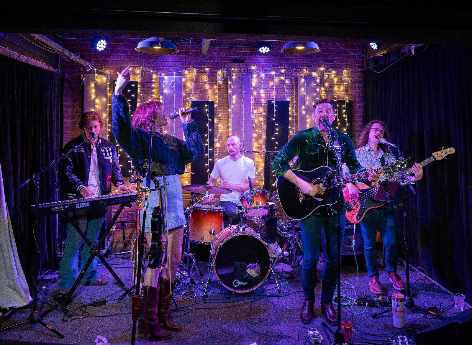 Best DJ Hybrid & Wedding Band in Morristown, NJ | Book Now | Spinners ...